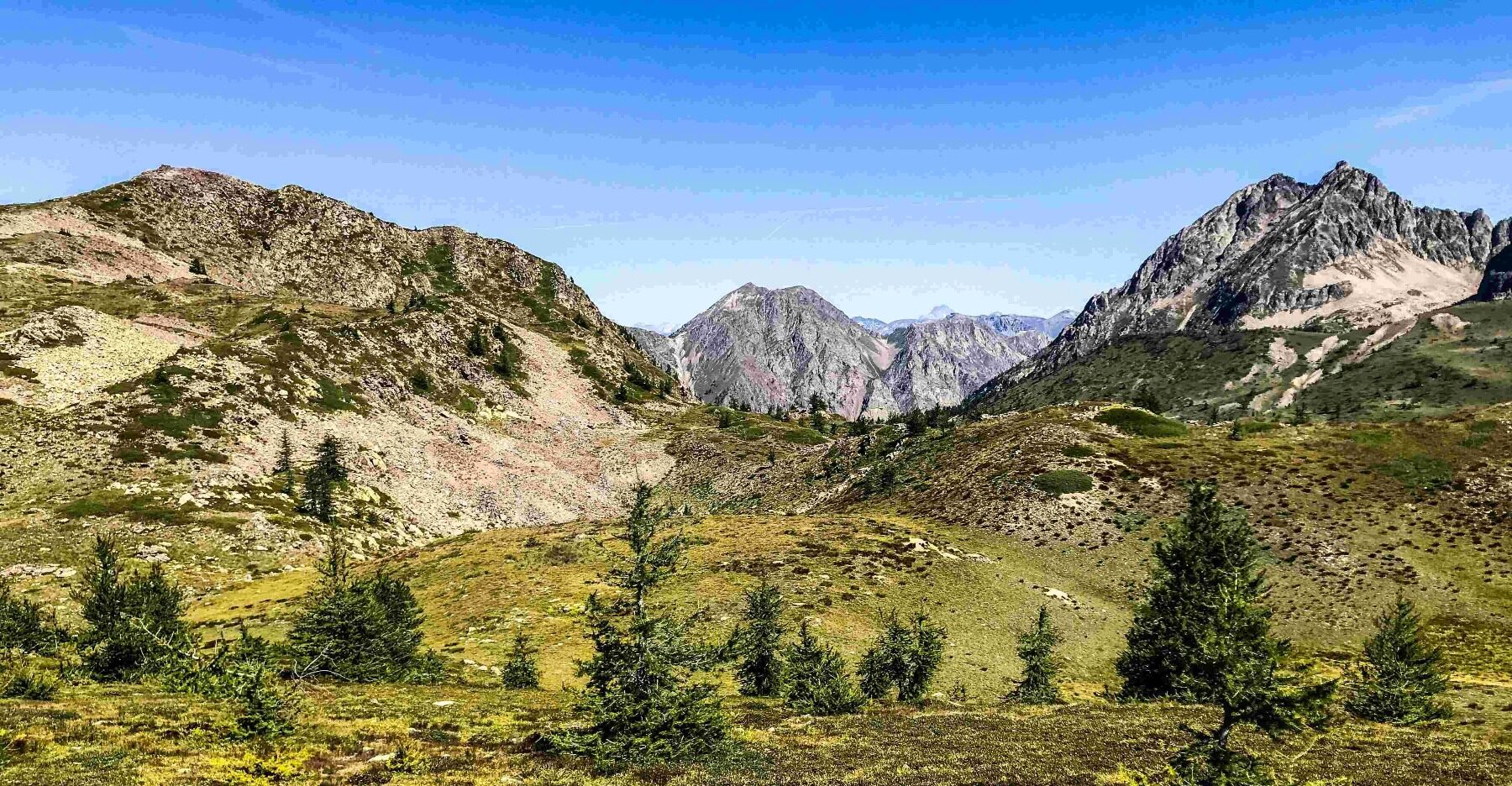 Mountaineering in France: Discover Top 5 Thrilling Spots Mountaineering in France: Discover Top 5 Thrilling Spots